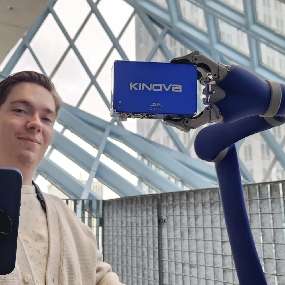 Jaco Blue - The Universal Interface | Kinova - Assistive Technologies